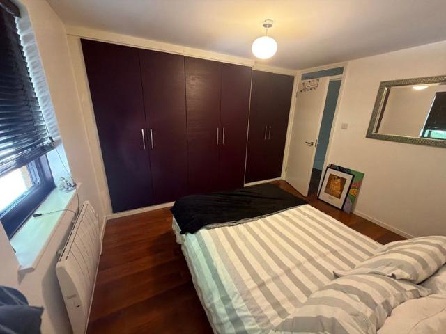 Room at Cartwright Street, Greater London