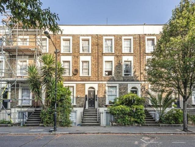 Room at Carter Street, Greater London