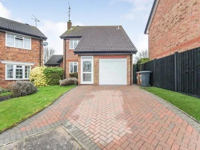 Room at Catesby Green, Luton
