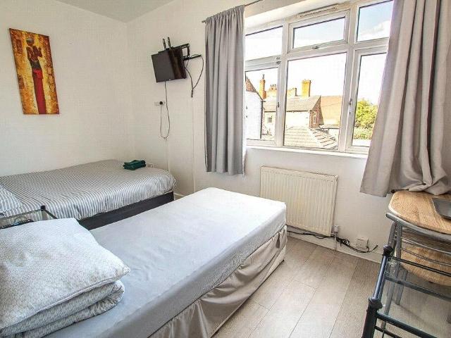 Room at Catherine Street, Grimsby