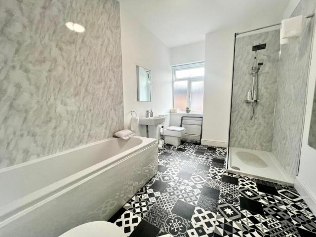 Room at Cauldon Road, Stoke on Trent