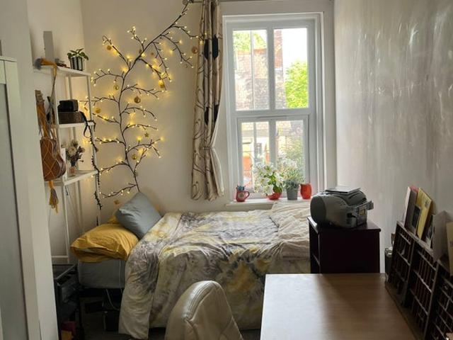 Room at Cavendish Road, Manchester