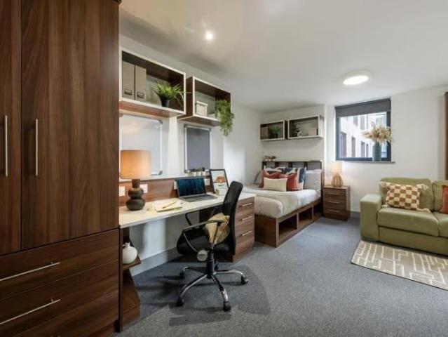 Room at Cavendish Street, Leeds