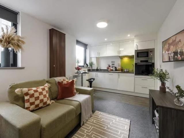 Room at Cavendish Street, Leeds