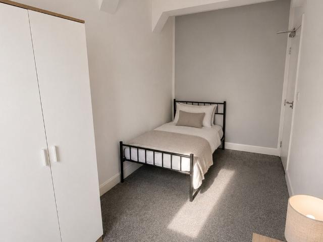 Room at Cavendish Street, Mansfield