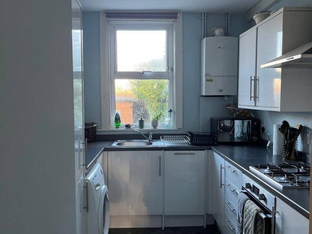 Room at Caxton Road, Greater London