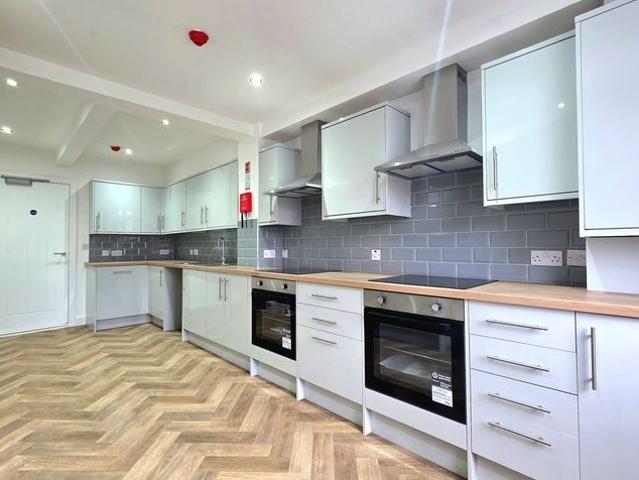 Room at Cedar Nook, Rotherham