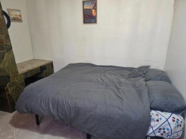 Room at Cedar Road, Dartford