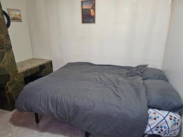 Room at Cedar Road, Dartford