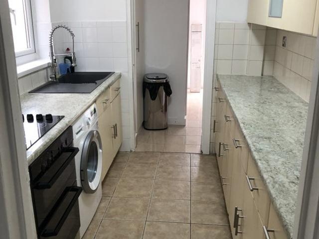 Room at Cedars Road, Maidenhead