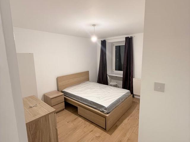 Room at Celandine Way, Greater London