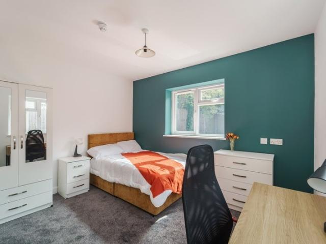 Room at Centenary Road, Coventry