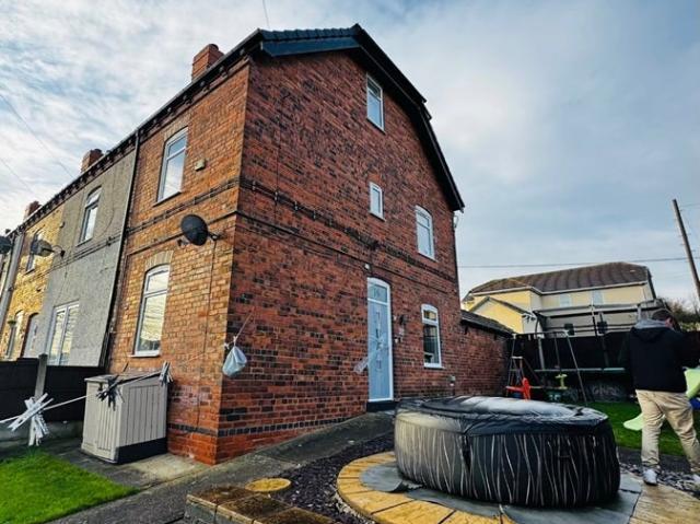 Room at Central Drive, Shirebrook