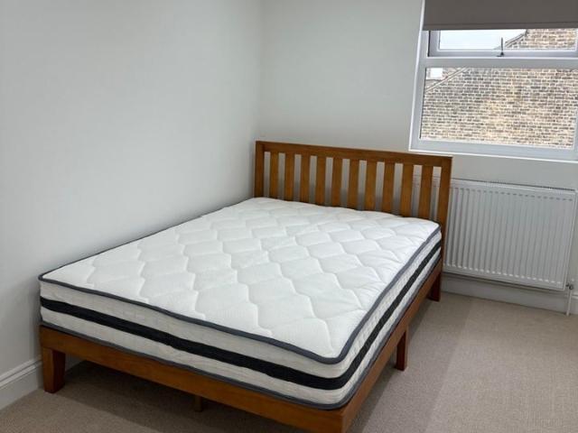 Room at Central Park Road, Greater London