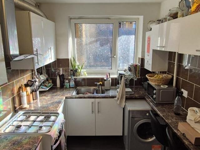 Room at Cephas Street, Greater London