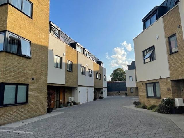 Room at Champa Close, Greater London