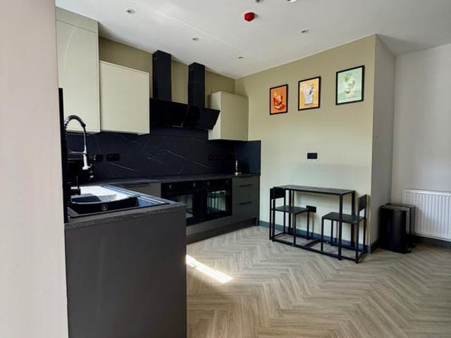 Room at Chandos Street, Gedling