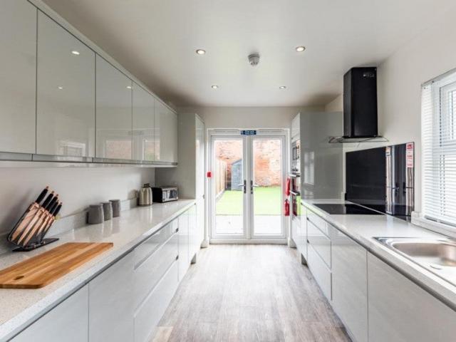 Room at Chandos Street, Gedling