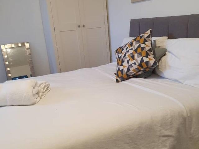 Room at Chandos Road, Buckingham