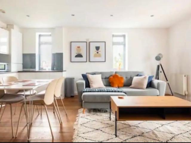 Room at Chandos Road, Greater London
