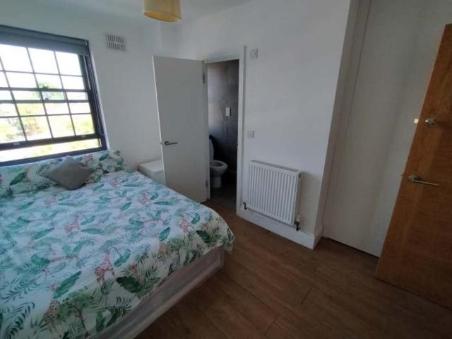 Room at Chadbourn Street, Greater London