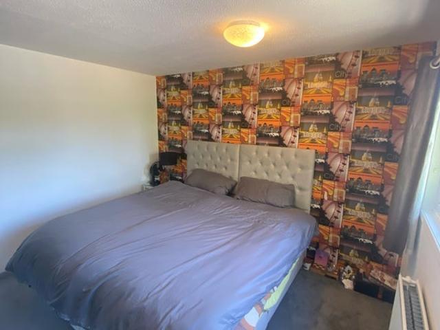Room at Chailey Close, Crawley