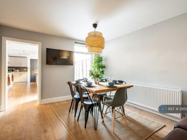 Room at Chalkwell Road, Borough of Swale