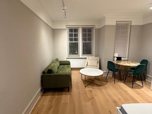 Room at Challoner Crescent, Greater London
