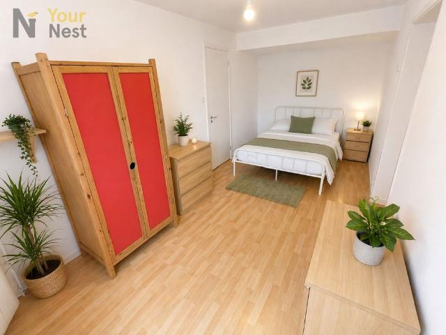 Room at Chapel Fold, Leeds