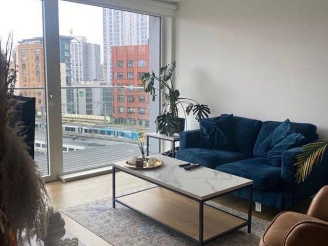 Room at Chapel Street, Salford