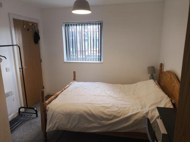 Room at Chapeltown Street, Manchester