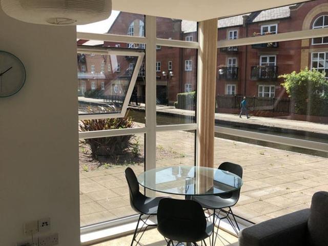 Room at Chapeltown Street, Manchester