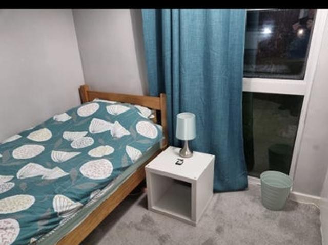 Room at Charborough Road, Bristol