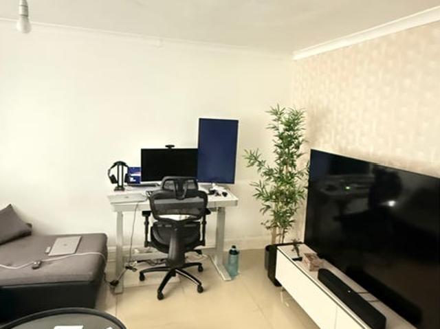 Room at Charlemont Road, Greater London