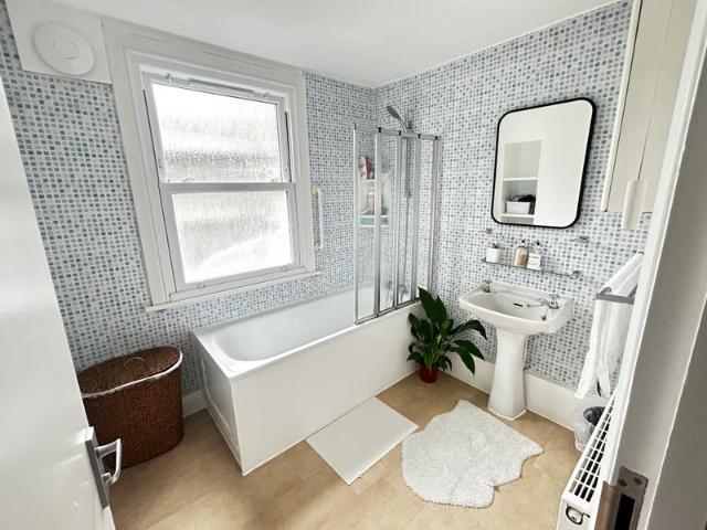 Room at Charleston Street, Greater London