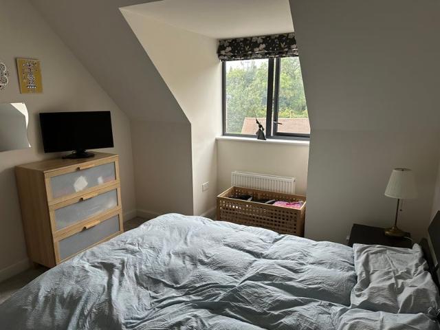 Room at Charles Howell Drive, Greater London