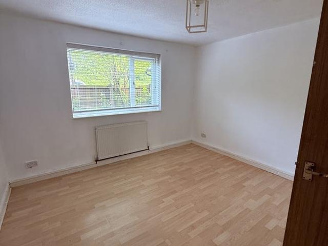 Room at Charles Street, Bolton