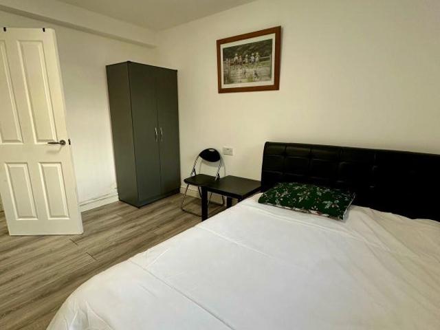 Room at Charles Street, Leicester