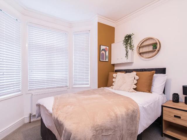 Room at Charlotte Street, Rugby