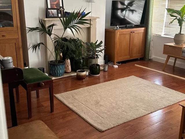 Room at Charmouth Court, St Albans