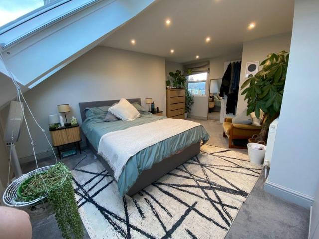Room at Chasefield Road, Greater London