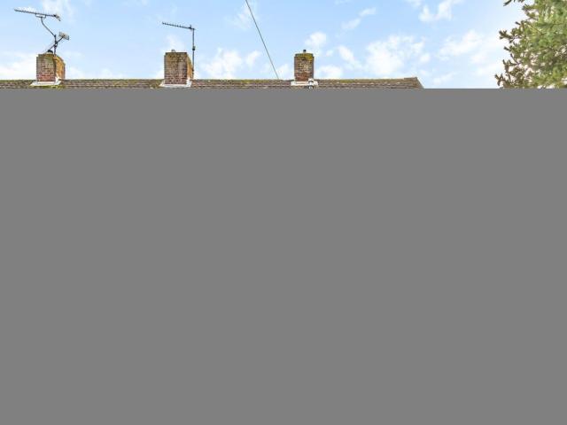 Room at Chatham Road, Winchester