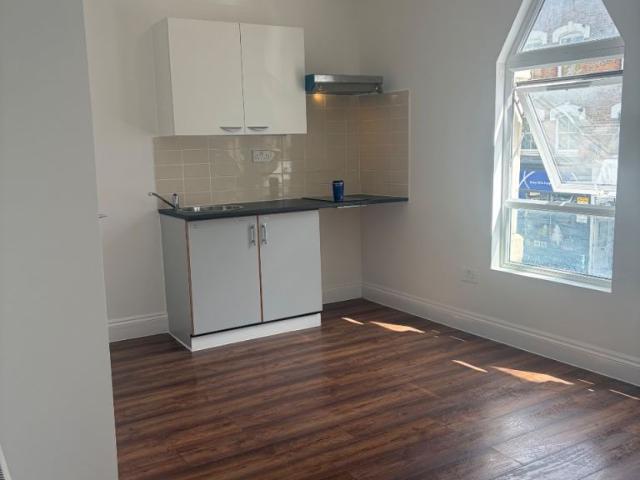 Room at Chatsworth Road, Greater London
