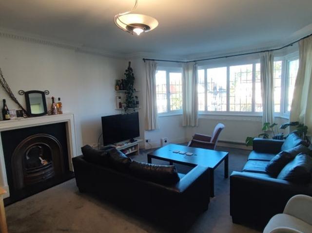 Room at Chatsworth Road, Greater London