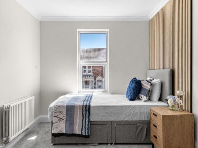 Room at Cheney Manor Road, Swindon