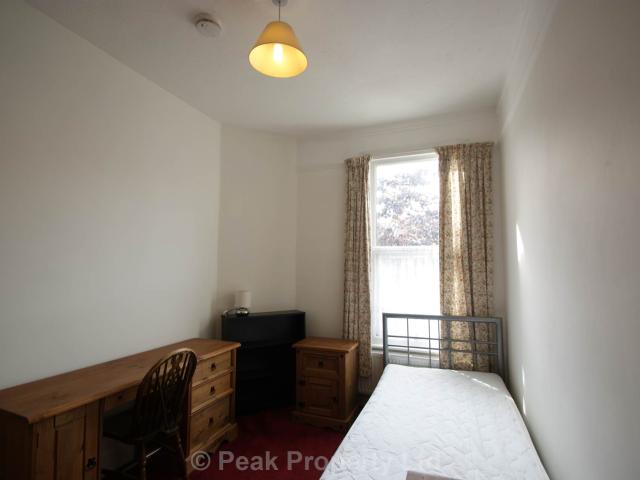 Room at Cheltenham Road, Southend on Sea