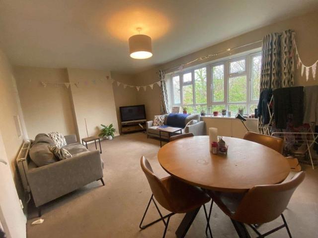 Room at Chelsham Road, Greater London