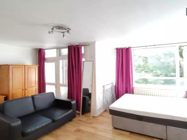 Room at Chepstow Close, Greater London