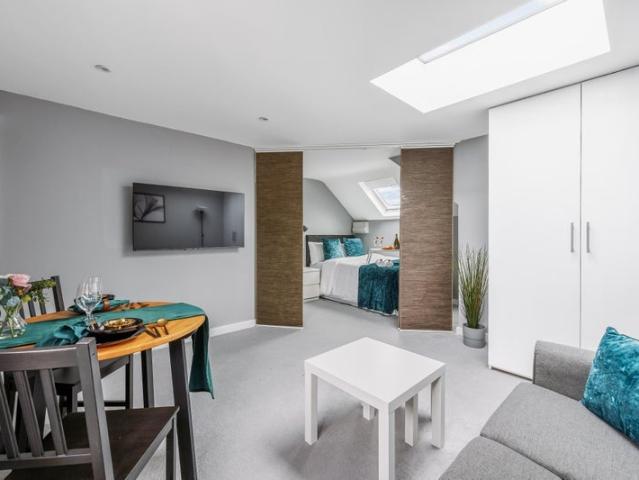 Room at Cherington Road, Greater London