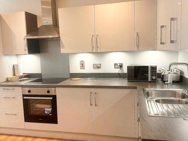 Room at Cherry Orchard Road, Greater London